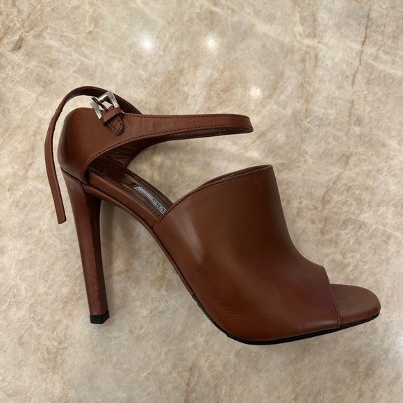 Prada | Shoes | Prada Shoe | Poshmark